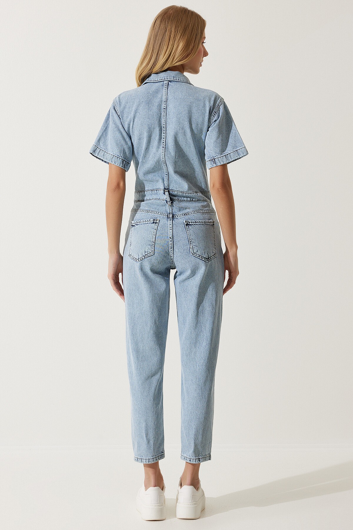 KISA KOLLU DENİM TULUM